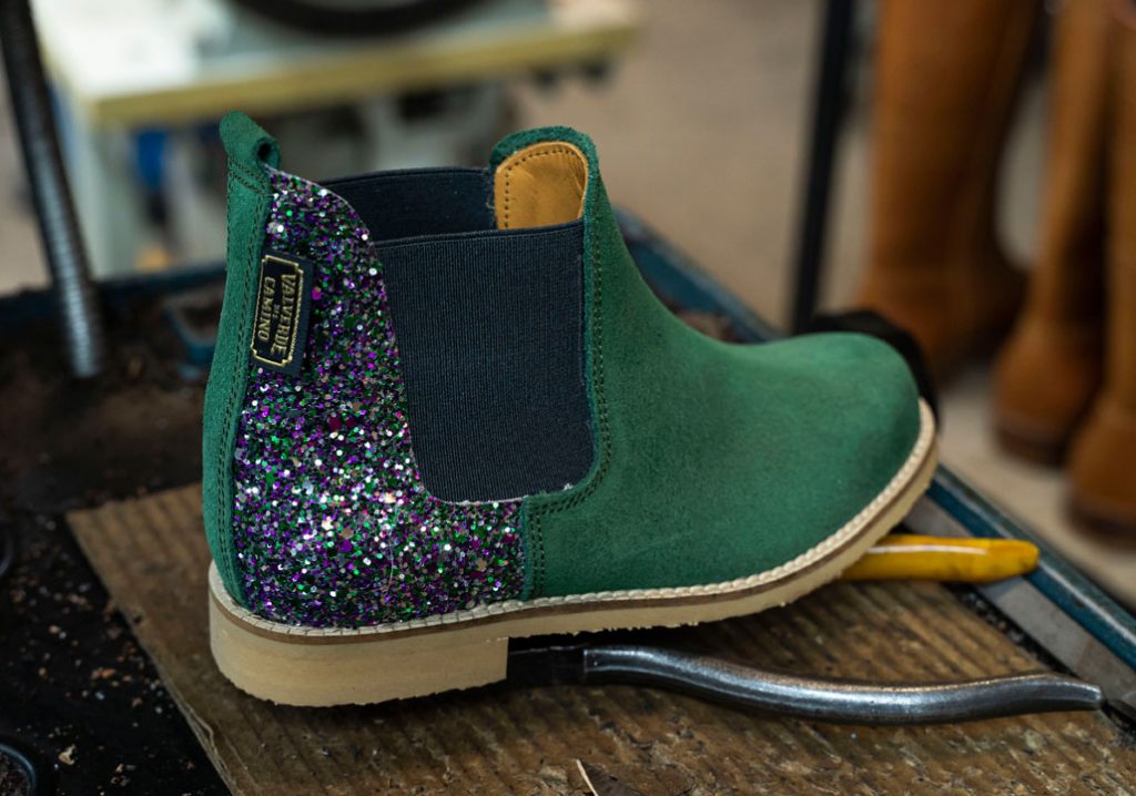 Botas infantiles con pinceladas de color y diversión